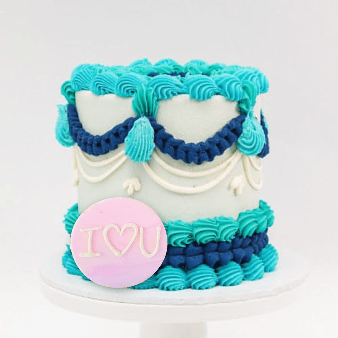 Vintage Cake in Blue